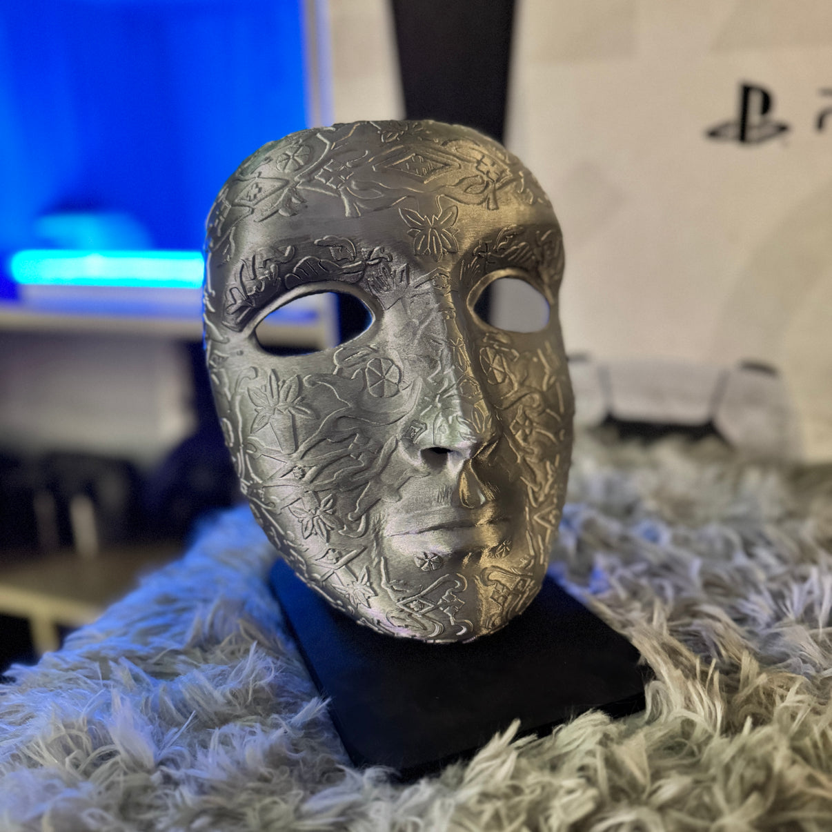 King Baldwin Mask – FigureOut