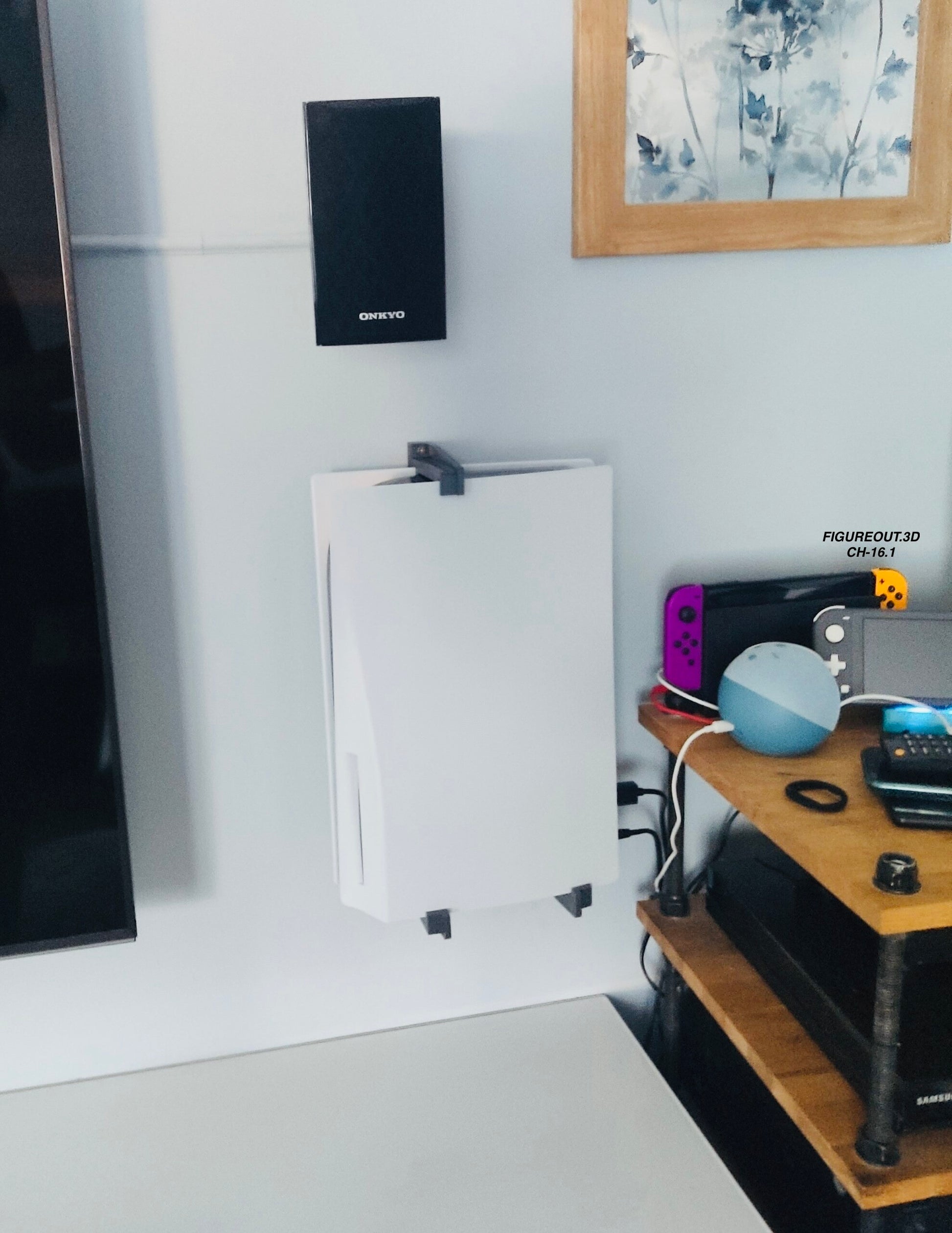 PS5 Wall-Mount – FigureOut 3D