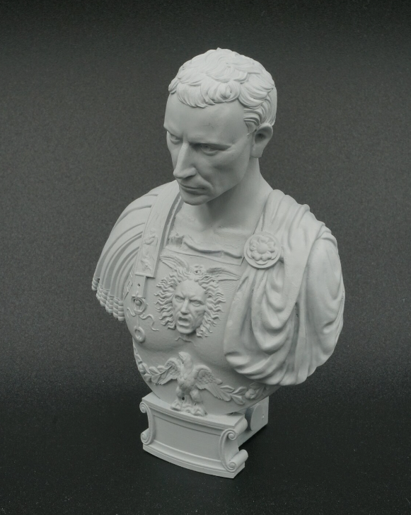 Imperial Elegance: Julius Caesar Bust – FigureOut