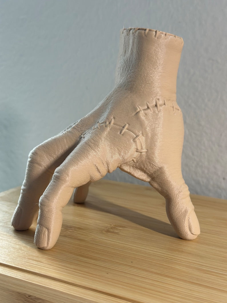 Thing the hand Wednesday Adams – FigureOut 3D